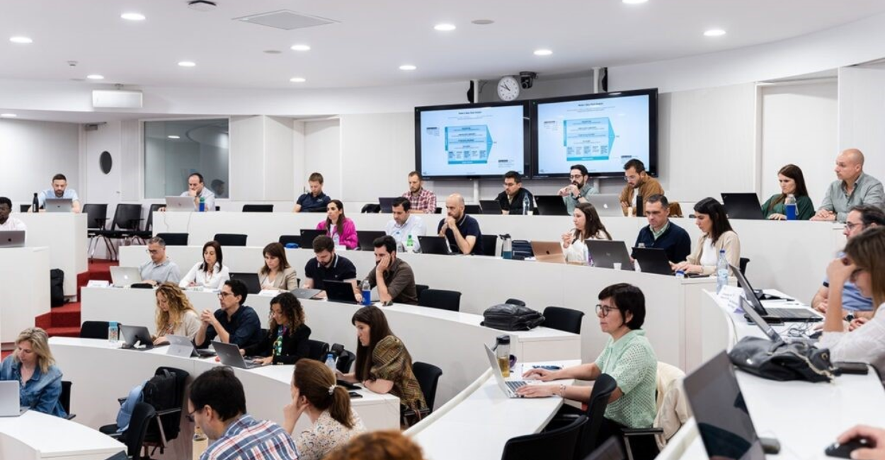 Alba | The American College of Greece